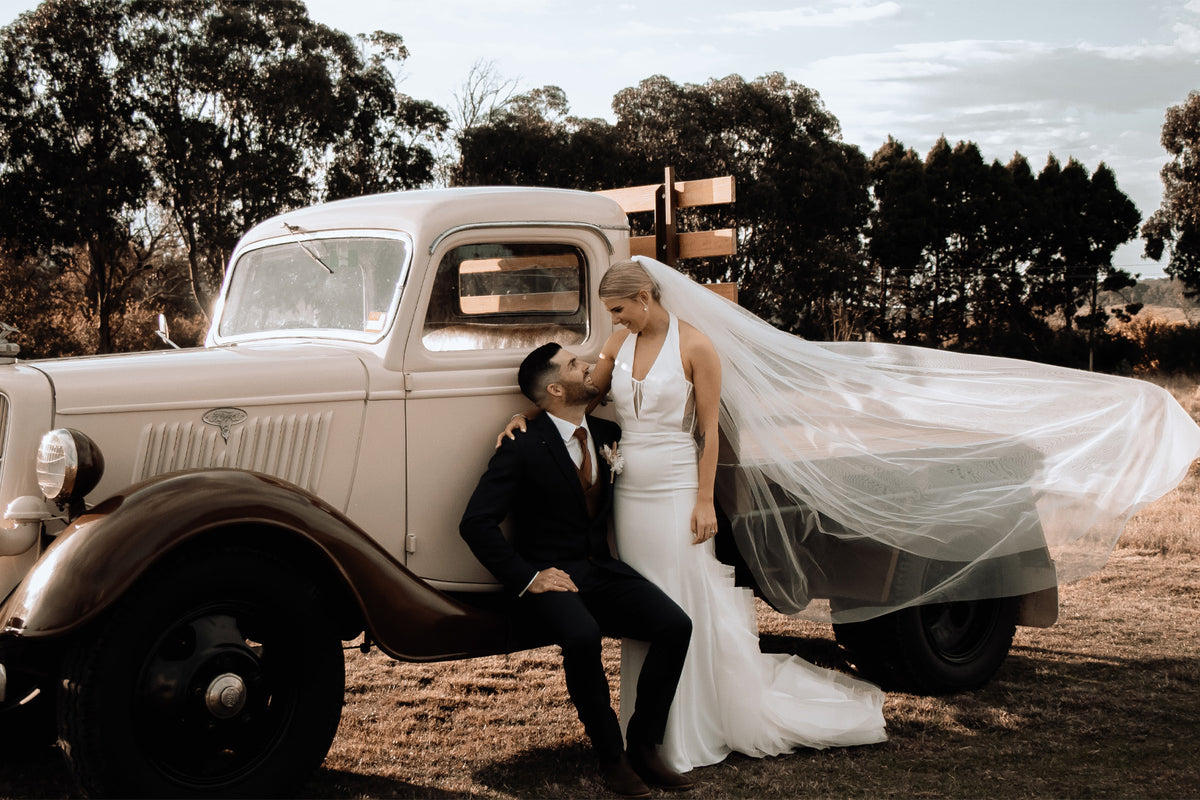 ETERNAL BRIDAL REAL BRIDE HOLLEE MARRIES IN VERA WANG BRIDE – Eternal ...